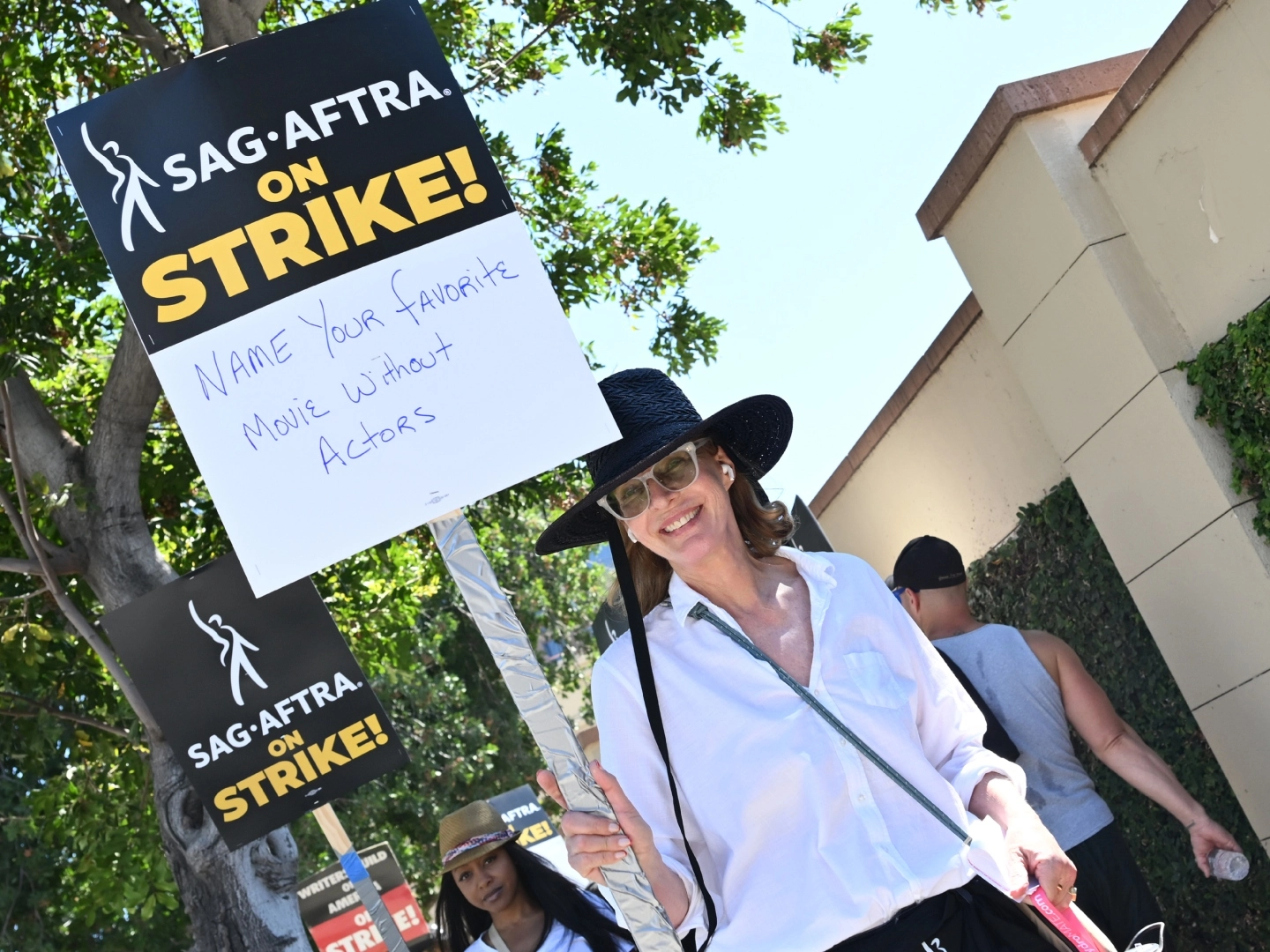 Famous Actors Join Hollywood Strike Picket Lines | FilMonger
