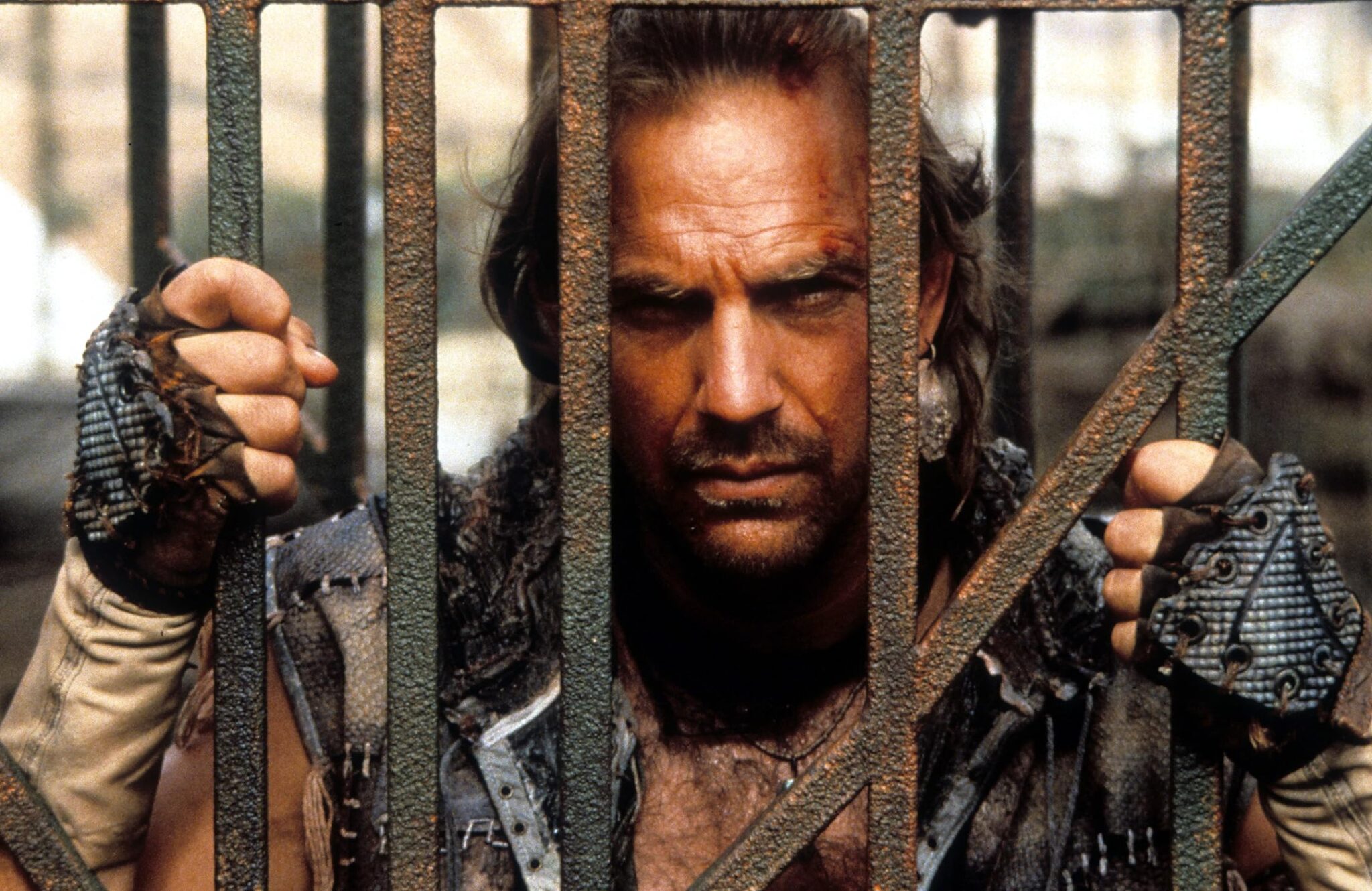 Robin Hood: Kevin Costner Epic Returns to Netflix Domination | FilMonger